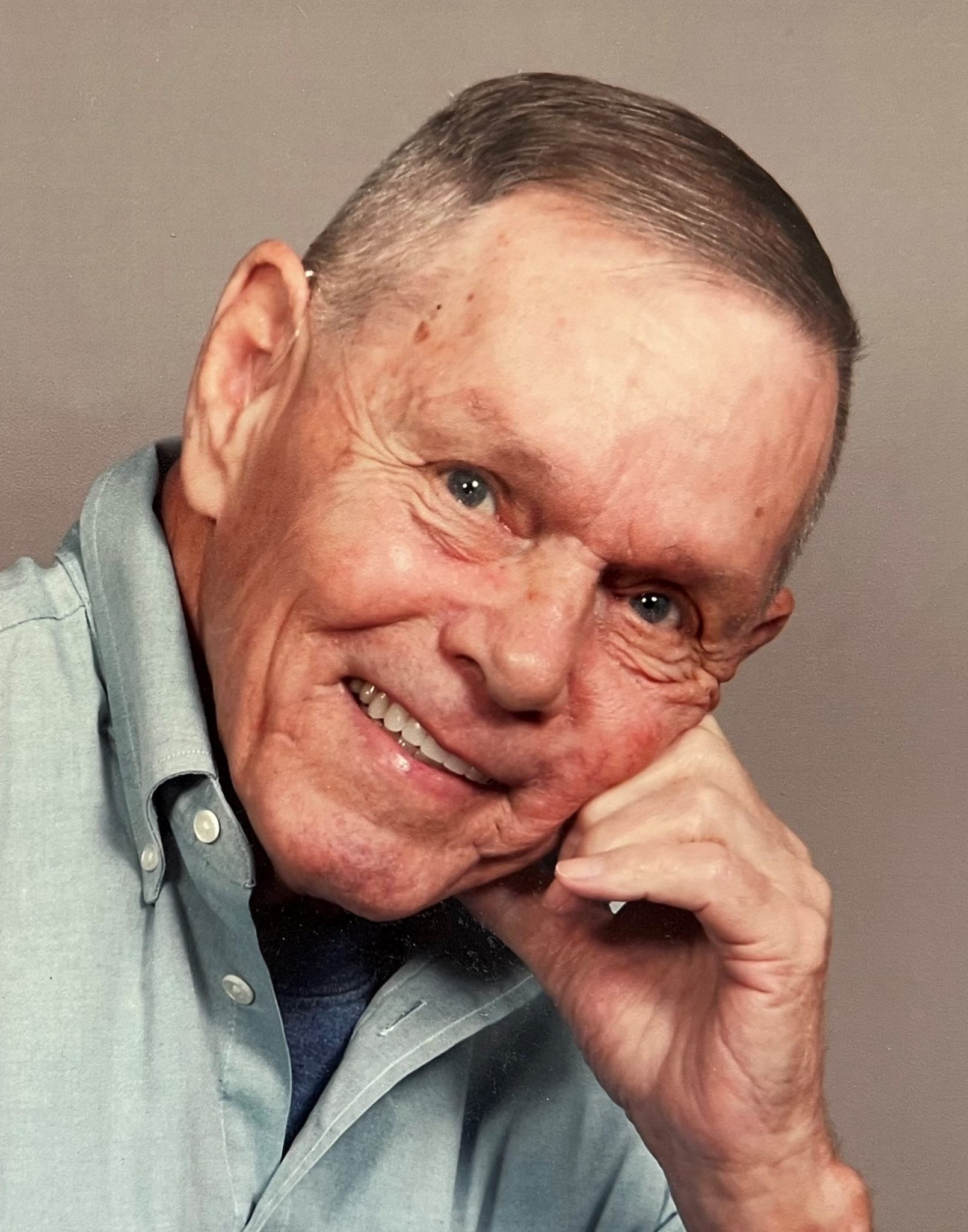 Ronald Vance Williamson - Roberson Funeral Home